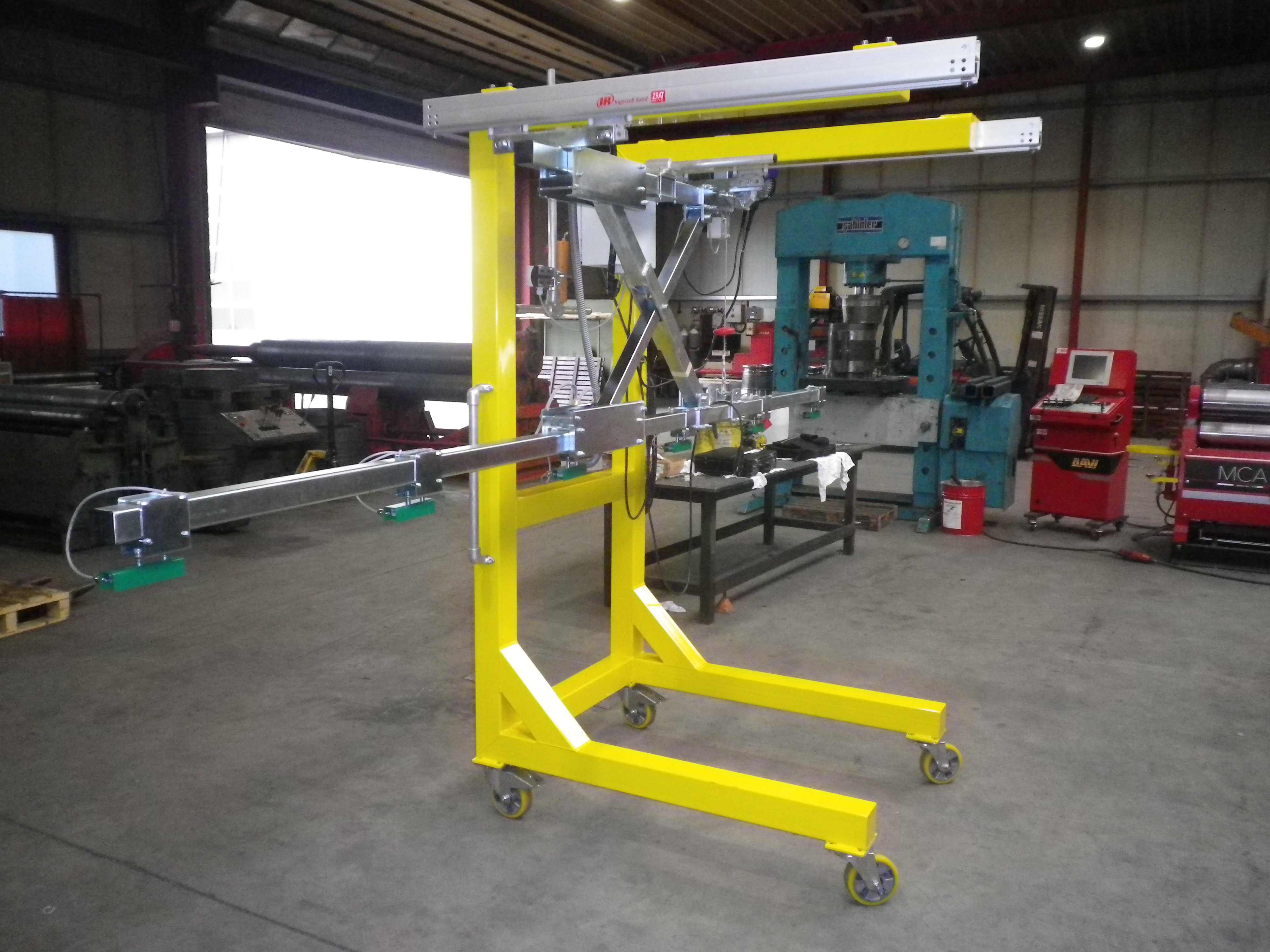 Palettiereinrichtungen - Sondermaschinen - Anlagen - Automation